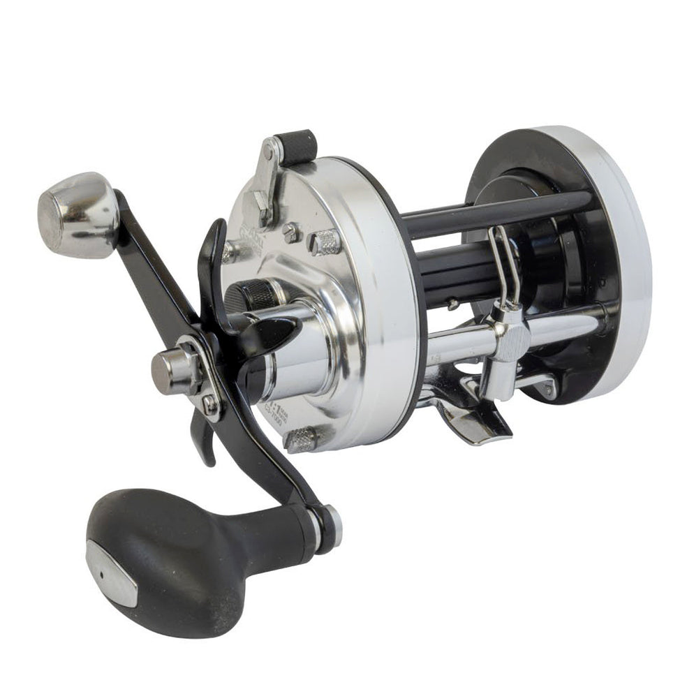 Abu Garcia Ambassadeur 7000 C3-7000 Round Baitcast Reel — Spot On ...